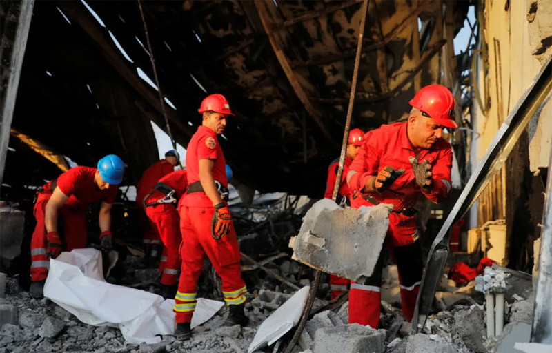 العراق: عرس يتحول إلى مأساة…أكثر من 100 قتيل في حريق (صور) – Assarih