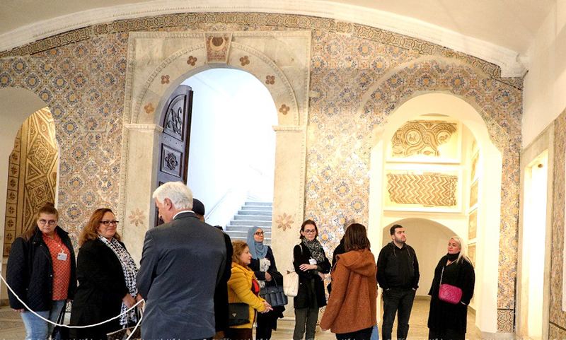 رؤساء وممثّلو وكالات الأنباء المتوسطية يؤدون زيارة إلى متحف باردو – Assarih