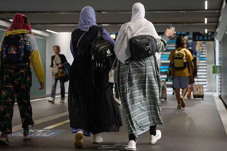 استطلاع رأي: 78 بالمائة من الفرنسيين يعتقدون أن الإسلام السياسي يشكل تهديدا – Assarih