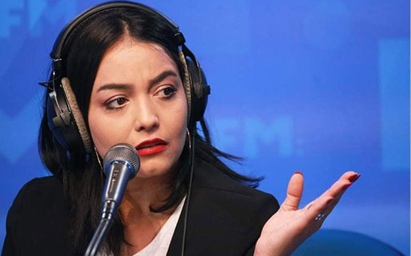 الصحفية خلود المبروك تغادر ثكنة العوينة.. – Assarih