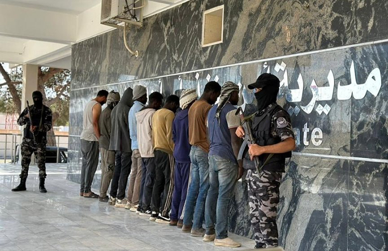 على الحدود مع ليبيا: ضبط 8 أفارقة بصدد التسلل إلى تونس – Assarih