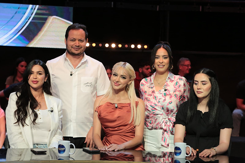 سمير الوافي يجمع بين 4 نساء؟… – Assarih