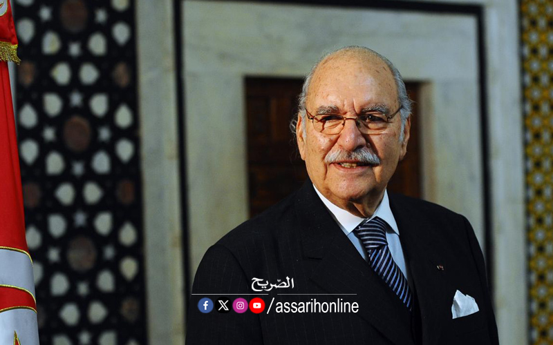 مذكرات فؤاد المبزع الرجل الذي حكم أخطر مرحلة: الثورة بين مخاوف التأسيس ونزوع الحكم (6/ 7) – Assarih