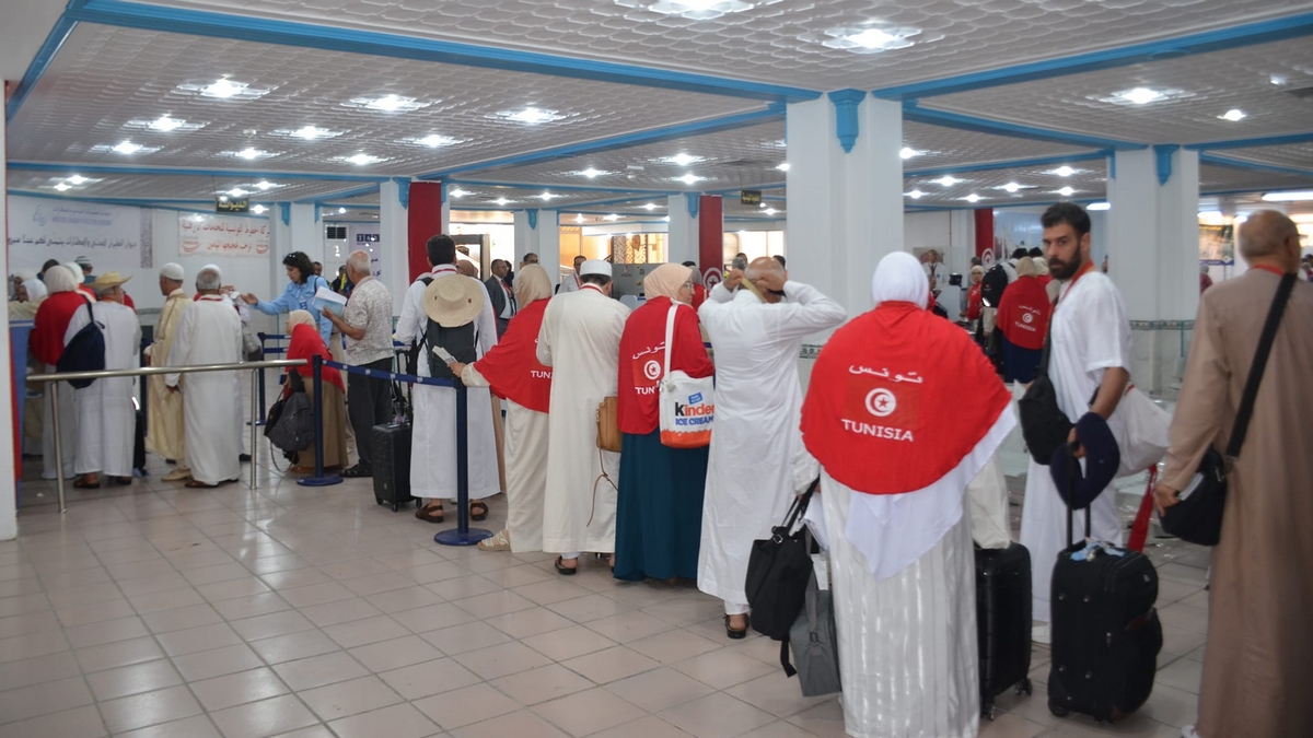 عادت من الحج لتجد مفاجأة سيئة تنتظرها في مطار قرطاج؟ – Assarih