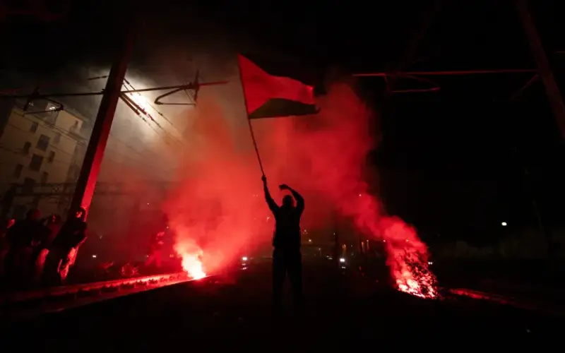 بالأسماء: اعتقال 12 تونسيا على متن سفن أسطول الصمود – Assarih