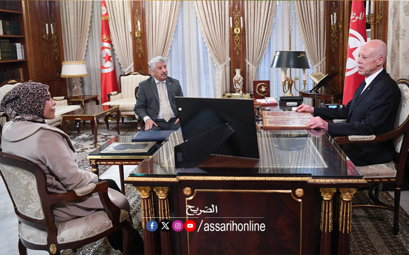 رئيس الجمهورية يدعو إلى اختصار الإجراءات والتصدي لمحاولات تعطيل ...